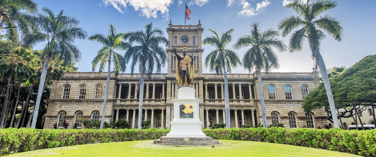 Iolani Palace